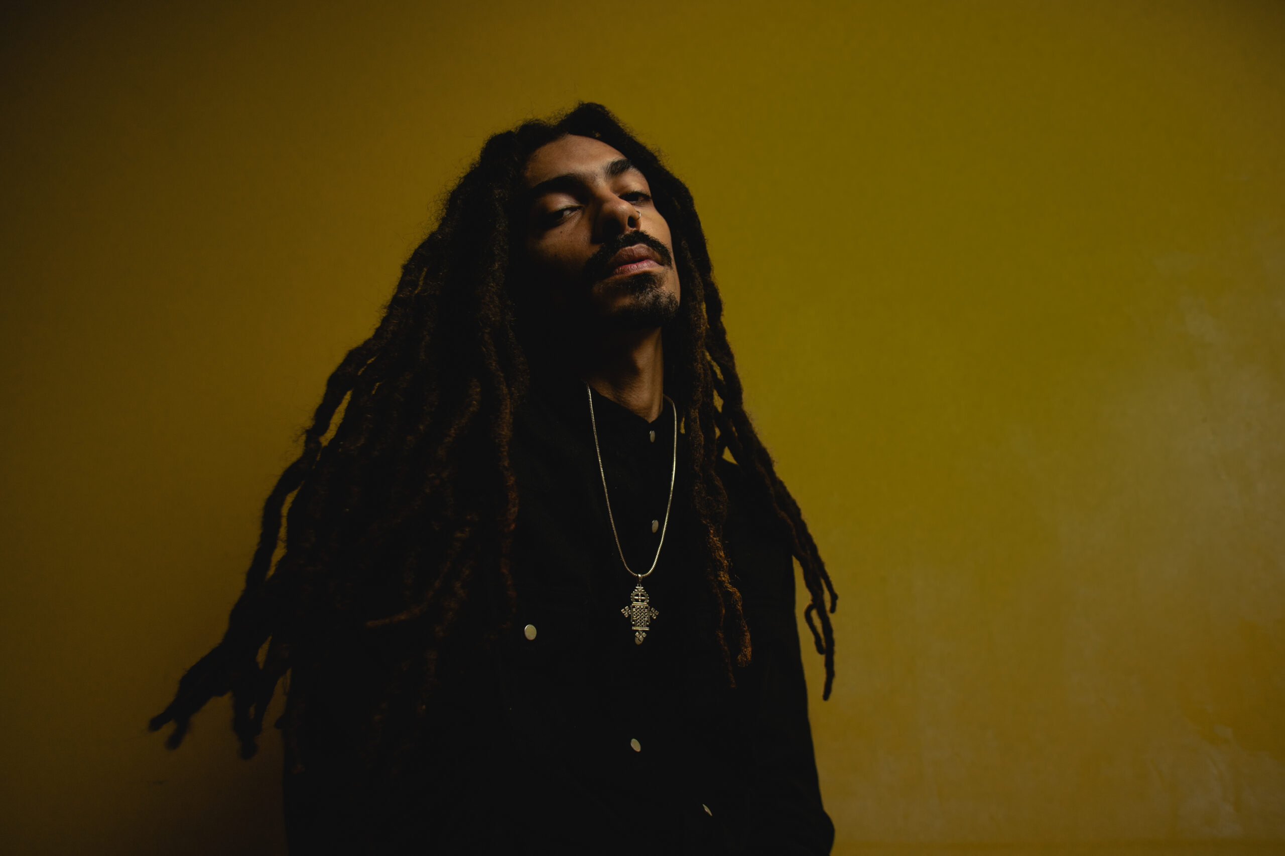 ISSA LANÇA SEU NOVO SINGLE "ROMANCE E PUTARIA" - Planeta Reggae